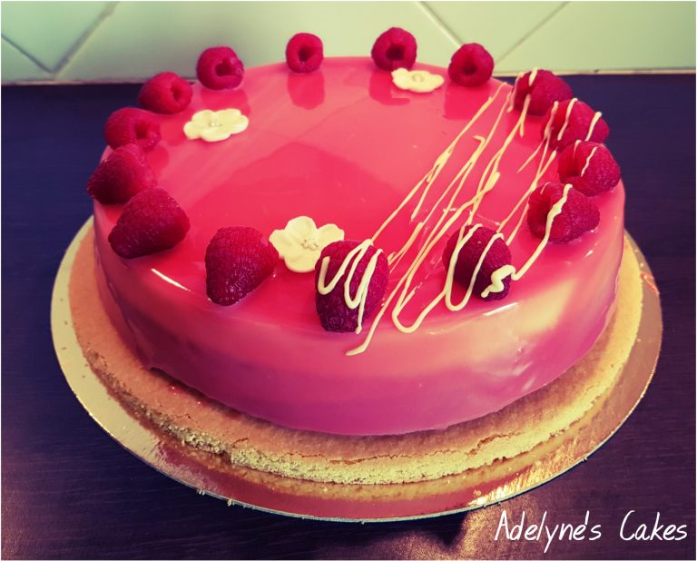 Entremets Fruits Rouges - Adelyne's Cakes